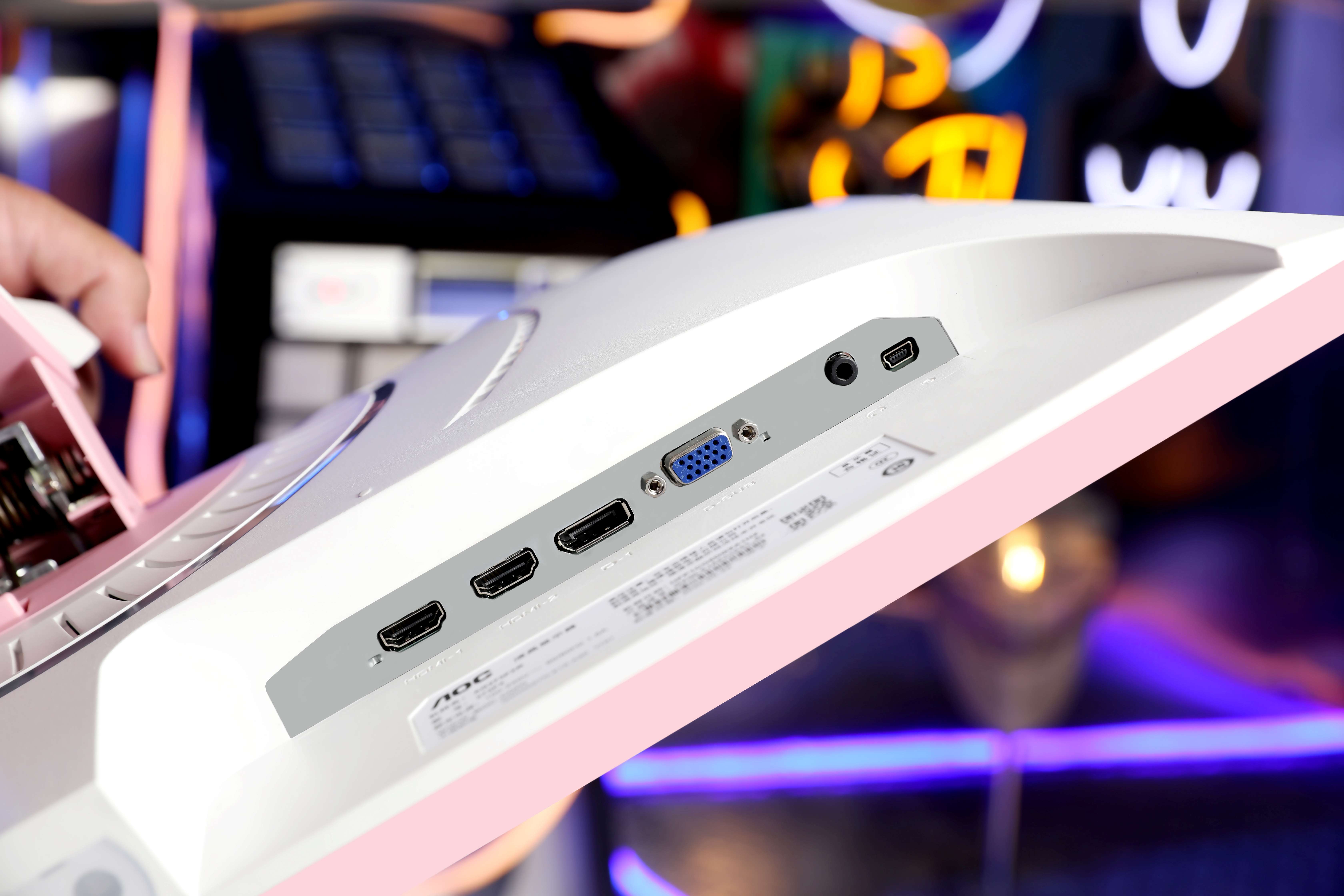 You might want to get this AOC ‘Pink-Power’ gaming monitor for this ...