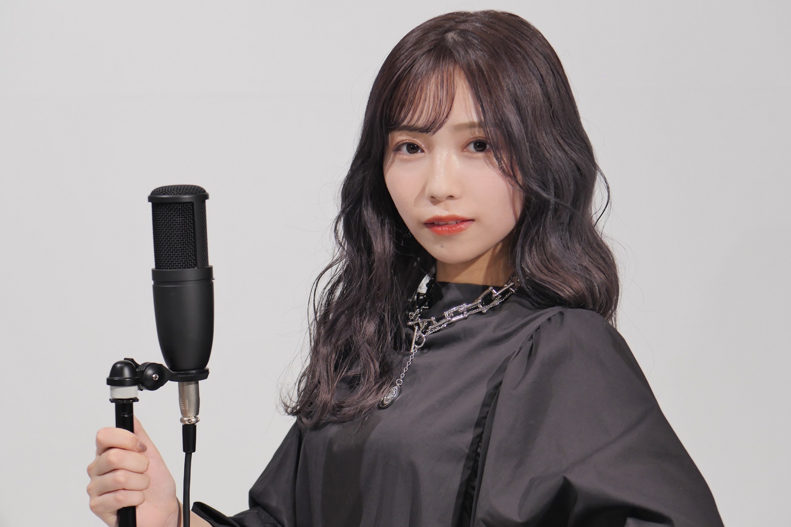 Rhythm Check: ‘Singing Cosplayer Hikari’ released cover song and MV for ...