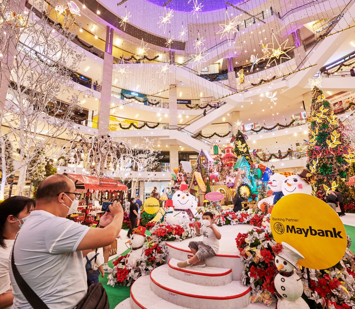 Coach ‘Give A Little Love’ to Malaysian shoppers to enjoy for this ...