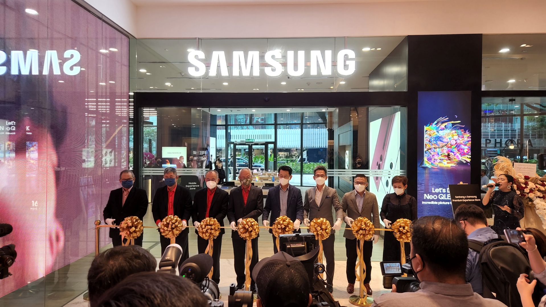 Samsung Malaysia partners with Senheng to launch first-ever Premium ...