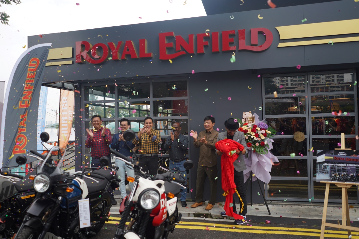 Royal Enfield's new exclusive store in Johor Bahru ready to offer Pure ...