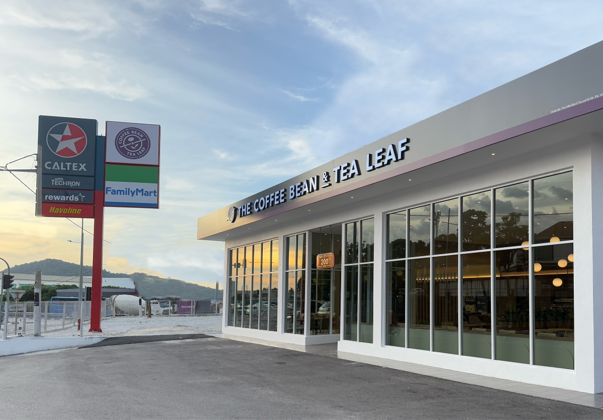 The Coffee Bean & Tea Leaf Malaysia opens 200th café with drive-in ...