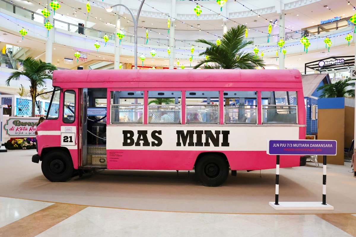 the Curve ‘Beraya di Kota Raya’ brings a nostalgic 90s Raya Experience ...